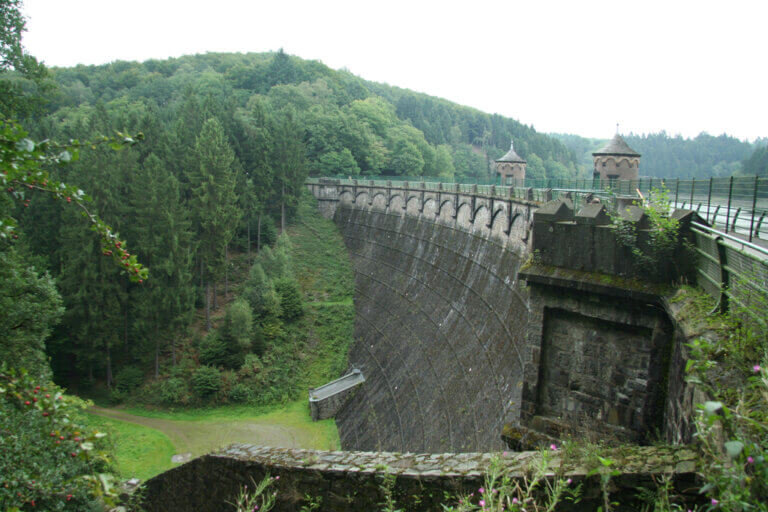 Solingen: Spaziergang von Glüder zur Sengbachtalsperre | Das ...