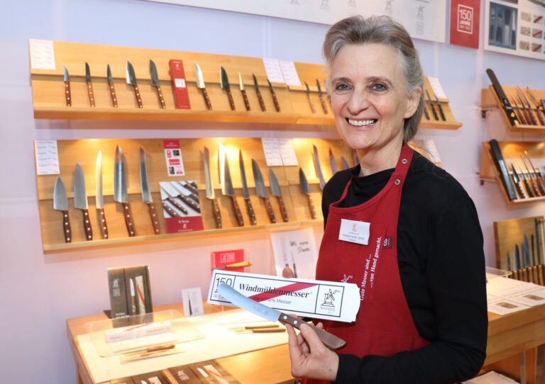 Messe Ambiente: Zufriedene Gesichter bei den Solinger Ausstellern | Das ...