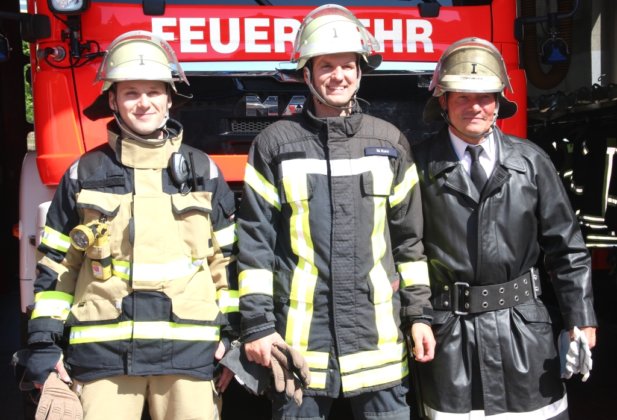 Die Solinger Feuerwehr bekommt neue Einsatzkleidung | Das SolingenMagazin