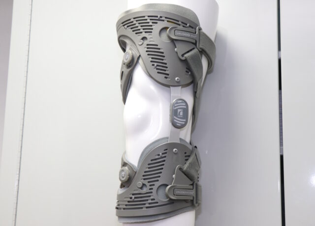 Innovative Knieorthese im Sanitätshaus Köppchen testen | Das ...